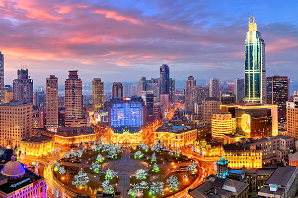 Dalian reaches new milestones as regional financial hub | investinchina ...